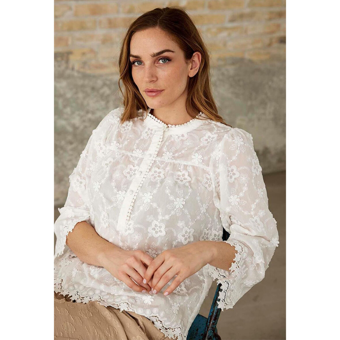 IN FRONT - Solvej Bluse 16104 White - Jydepotten.dk